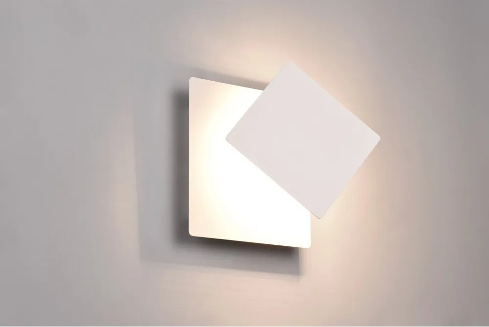 Bílé LED nástěnné svítidlo Mio – Trio