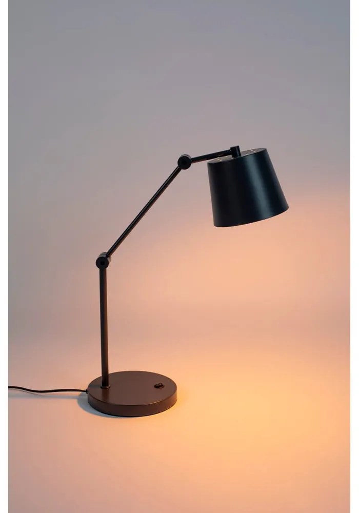 Černá stolní lampa s kovovým stínidlem (výška 60 cm) Hajo – White Label
