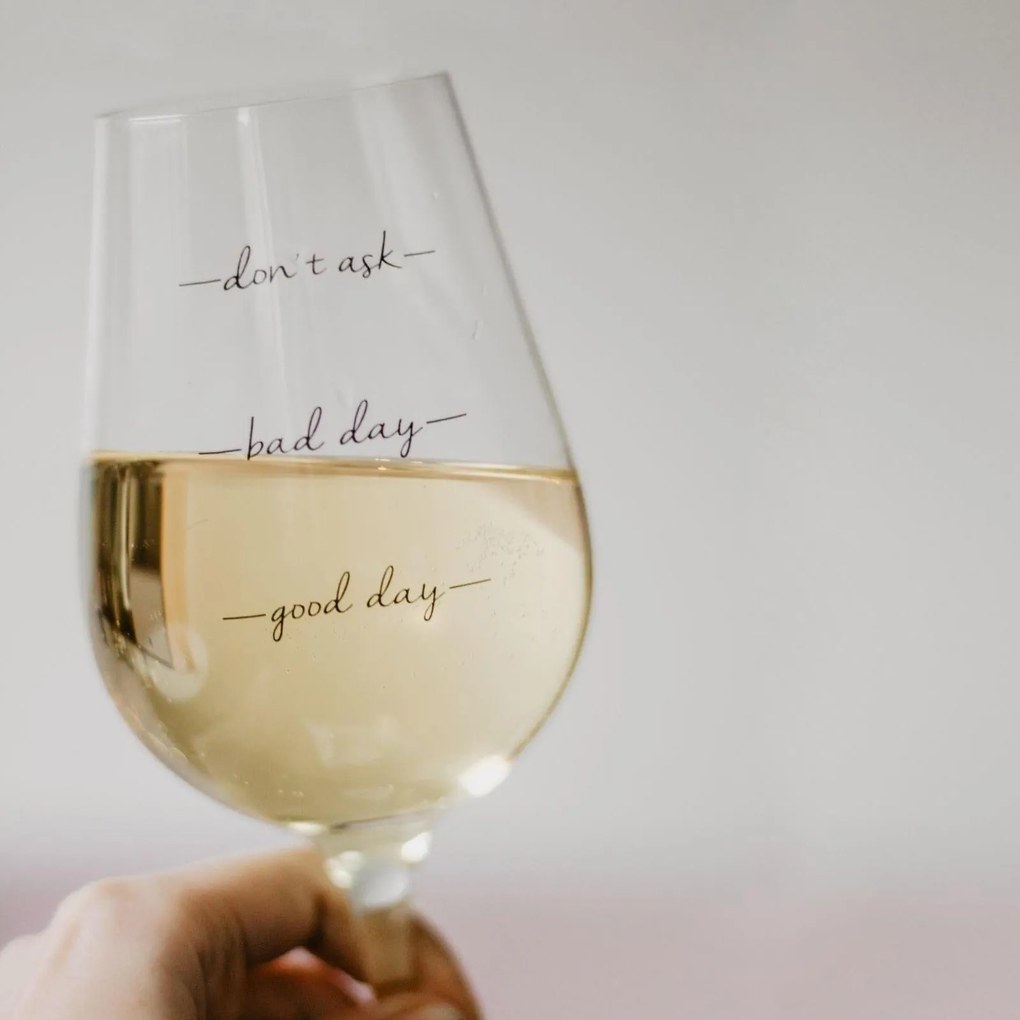 Bella Rose Sklenička na víno Bad Day + vánoční krabička, čirá barva, sklo
