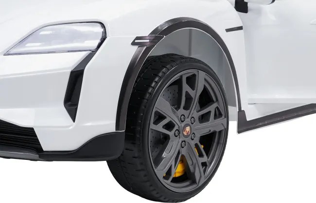 Elektrické autíčko Porsche Taycan Turbo S bílé
