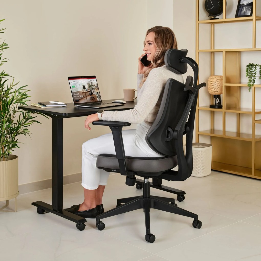 Ergonomické křeslo Loano – Černé