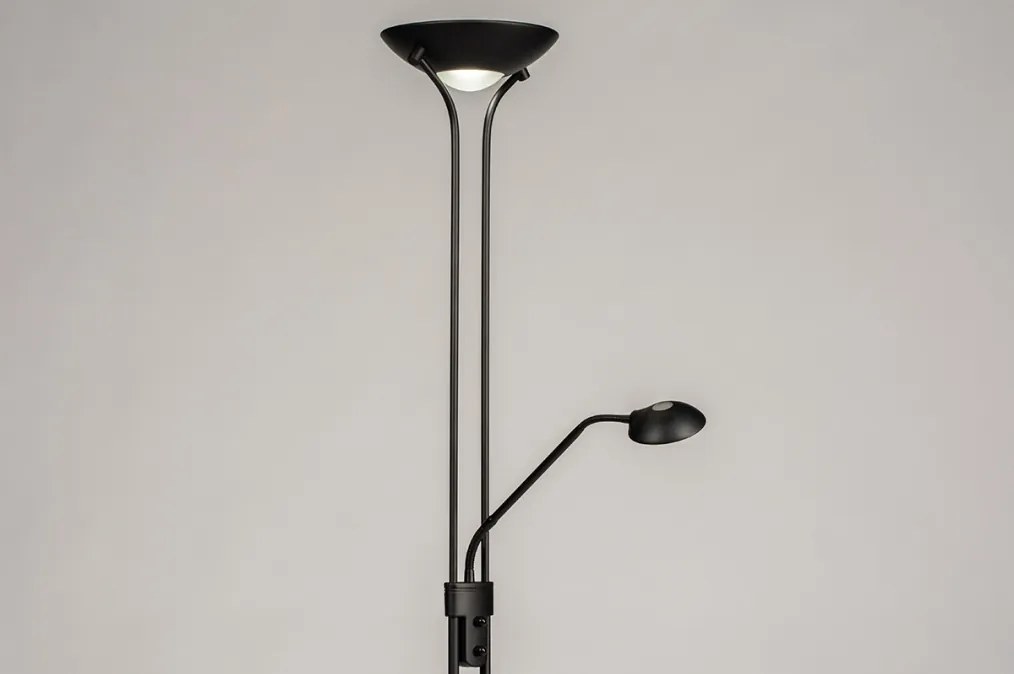 Stojací LED lampa se stmívačem Garcia Black