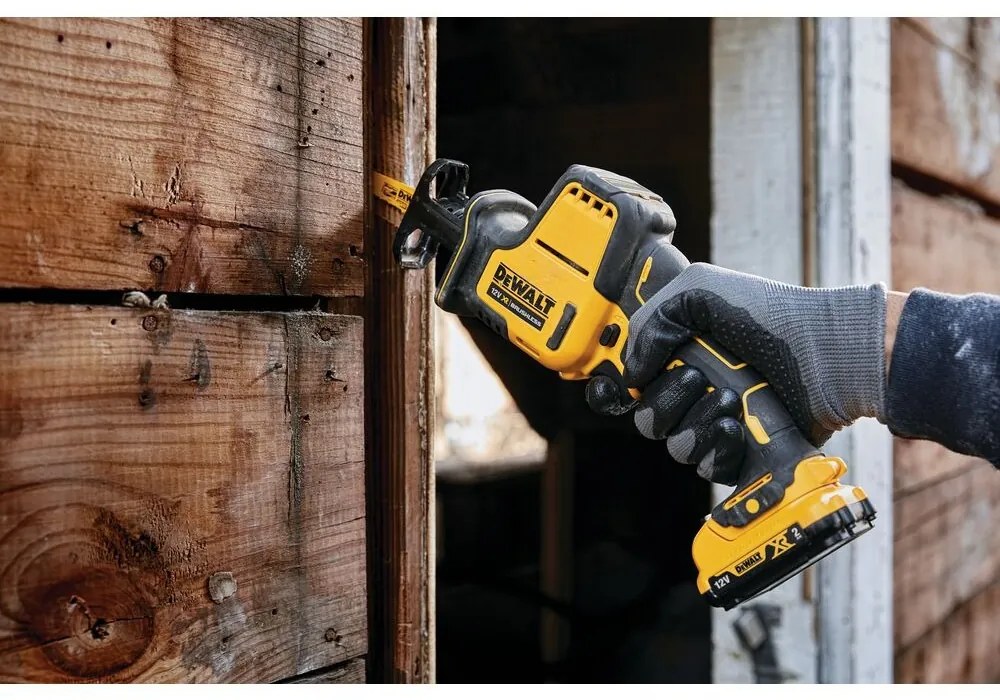DeWALT DCS312N 12V Aku Přímočará pila 90mm bez aku a nabíječky