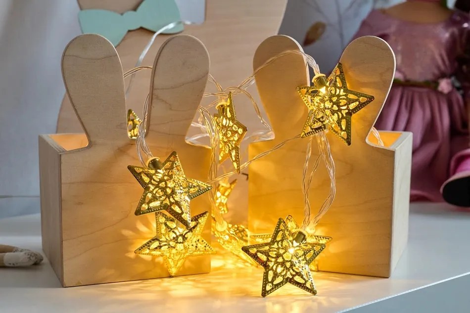 LED světelný řetěz, kovové hvězdy, 7 m, vnitřní, teple bílá, 20 diod, čirý kabel, IP20, vč. zdroje
