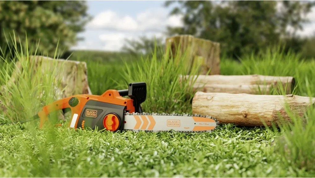 Řetězová pila Black+Decker BECS1835, 1800 W, 35 cm