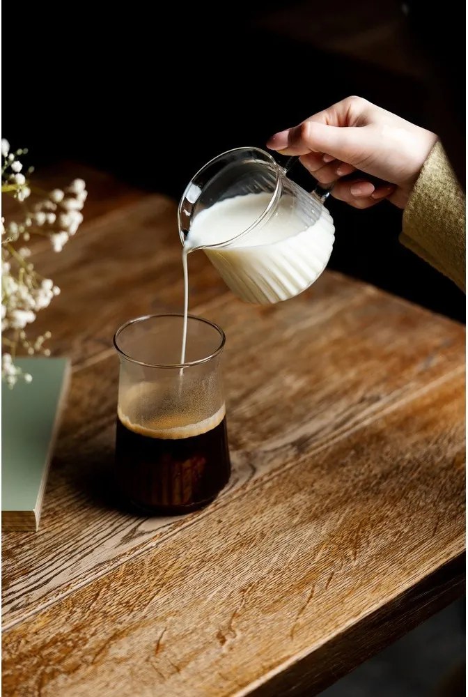 Skleněná konvička na mléko 280 ml Mia – Vialli Design