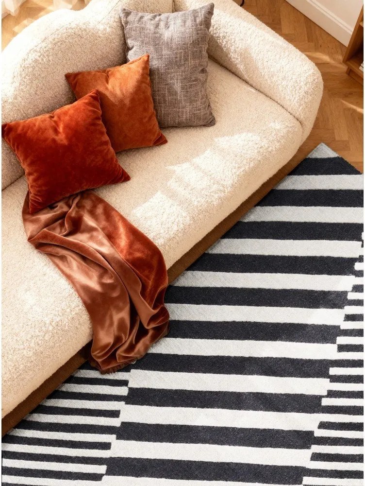 Černobílý ručně tkaný vlněný koberec 120x180 cm Stryve Flux – Elle Decoration