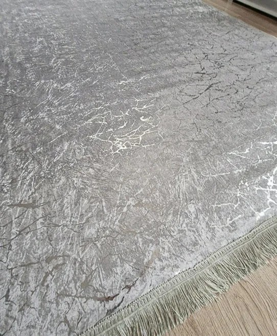 HU Šedo-stříbrný moderní koberec Parys Šedá stříbrná Rozměr: 50x80 cm