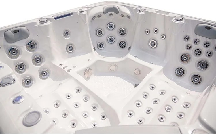 Relax na MAX Venkovní vířivka MaxSpa pro 5 osob, 79 trysek, 230 × 230 cm Barva: mramorově-bílá, Barva bočnice: šedá