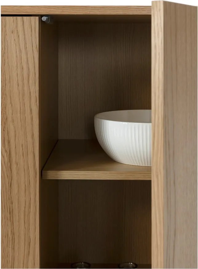 Komoda v dekoru dubu v přírodní barvě 180x75x40 cm Padoc – MOME