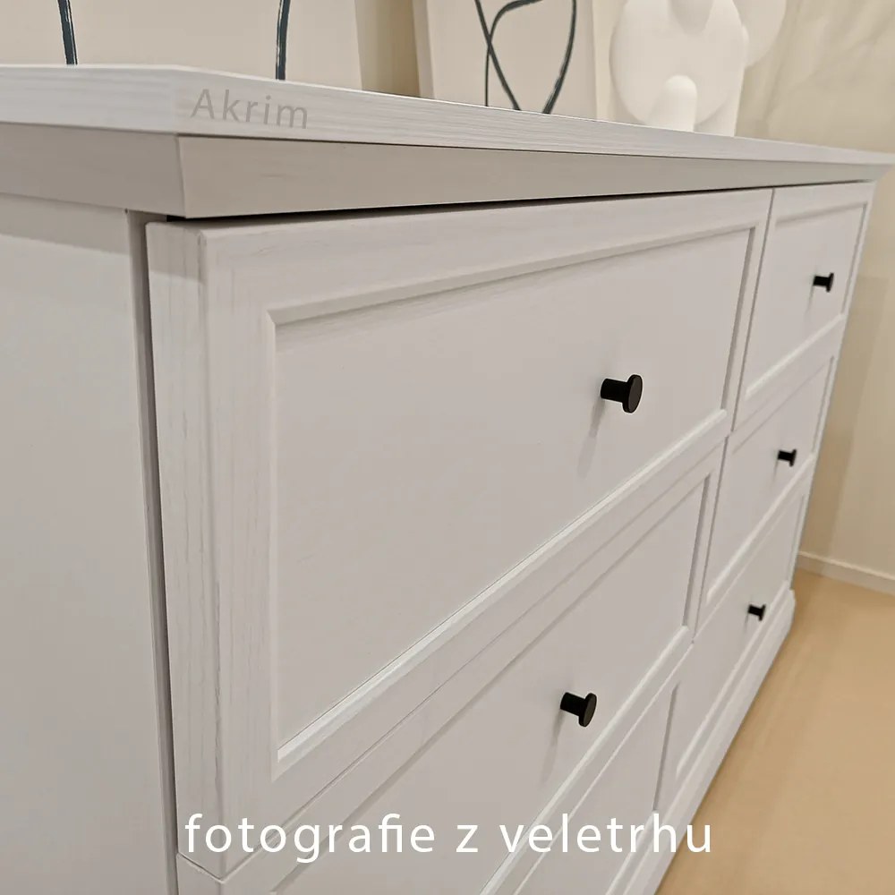 LUCCA b | komoda K3D3S se zásuvkami a policemi | 145,7 cm | bílá