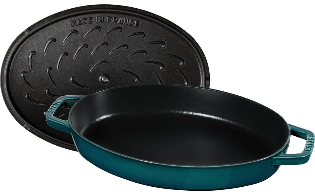 Staub litinový pekáč na rybu s poklicí 32 cm, mořská modř, 11223337