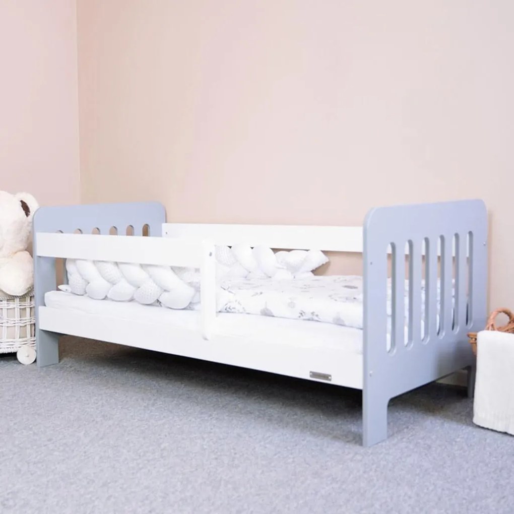 NEW BABY Dětská postel se zábranou New Baby Erik 140x70 cm bílo-šedá