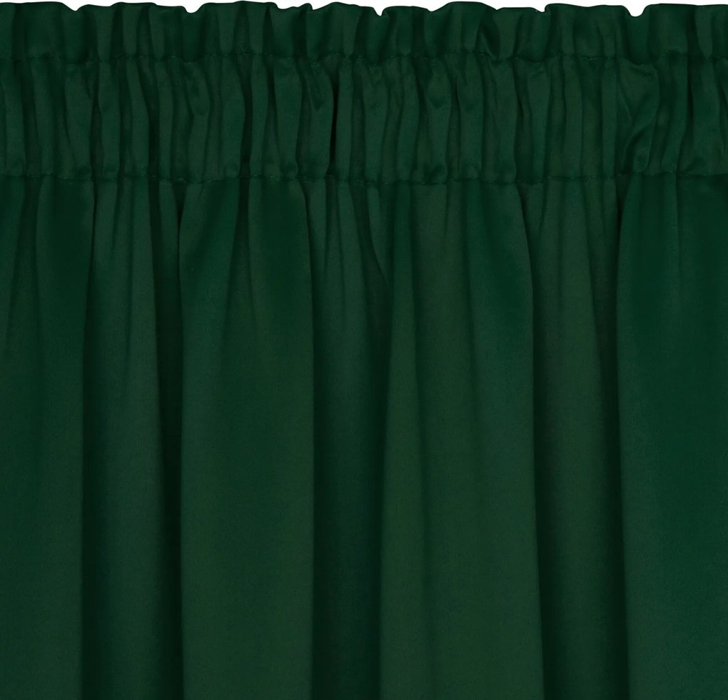 ZATEMŇOVACÍ ZÁVĚS NA PÁSCE ADLEY 135X270 CM TMAVĚZELENÁ