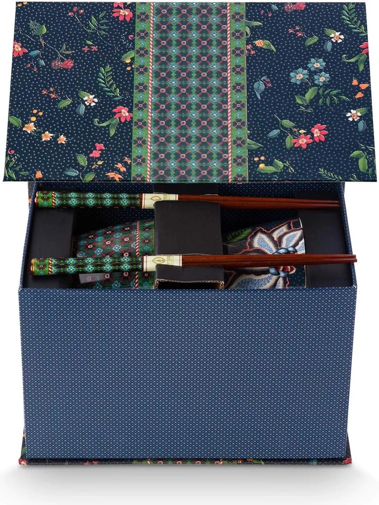 Pip Studio dárková sada misek a hůlek Oriental Berry Blues Blue (Porcelánová sada dvou misek 15 cm a dřevěných hůlek )