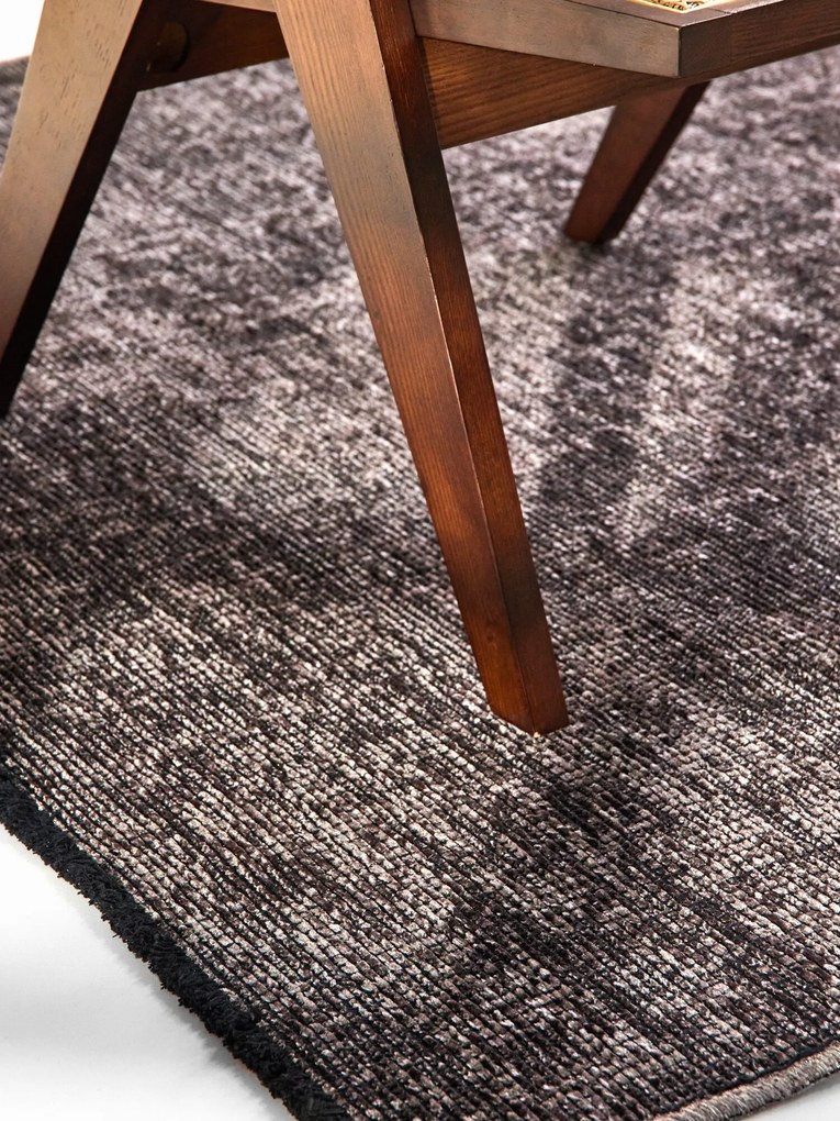 ELLE Decoration, Kusový koberec Brilliance Prisma 106311 Brown z kolekce Elle, 80x150, hnědá, ložnice