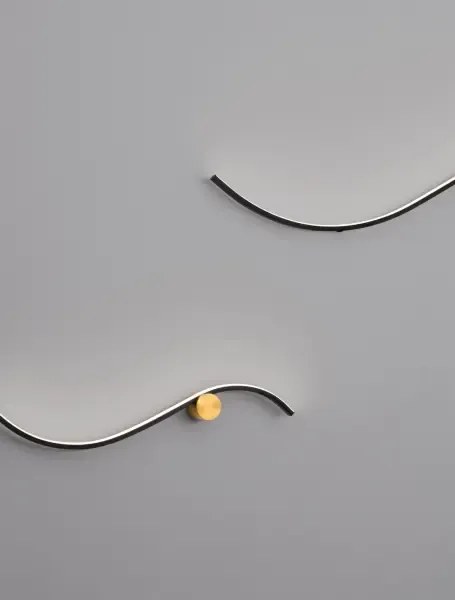 Designové nástěnné svítidlo Wave 65