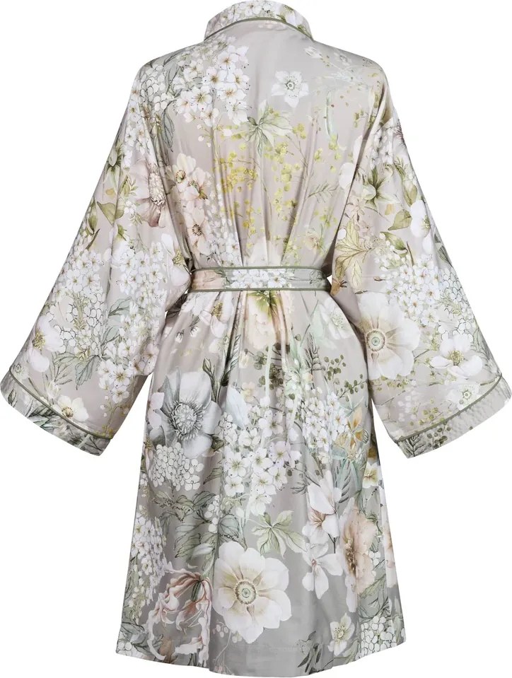 Kardol saténové kimono Emmets Garden - pastelové (Luxusní saténové kimono s květy)