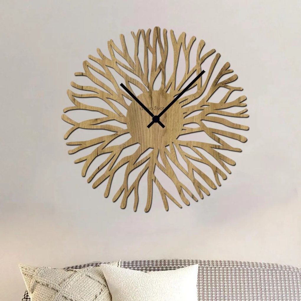 dřevo života Nástěnné hodiny ROOTS Zvolte barvu dekoru: Javor, Zvolte velikost hodin (cm): 35x35, Barva ručiček: Černé