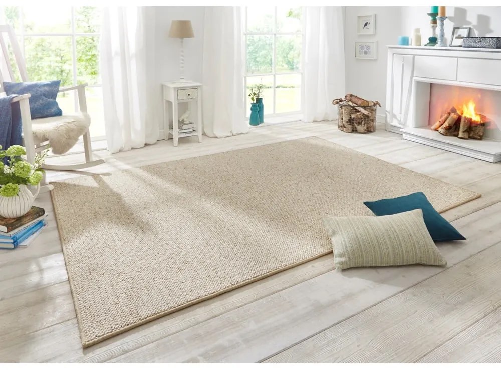 Krémový koberec 160x240 cm Wolly – BT Carpet