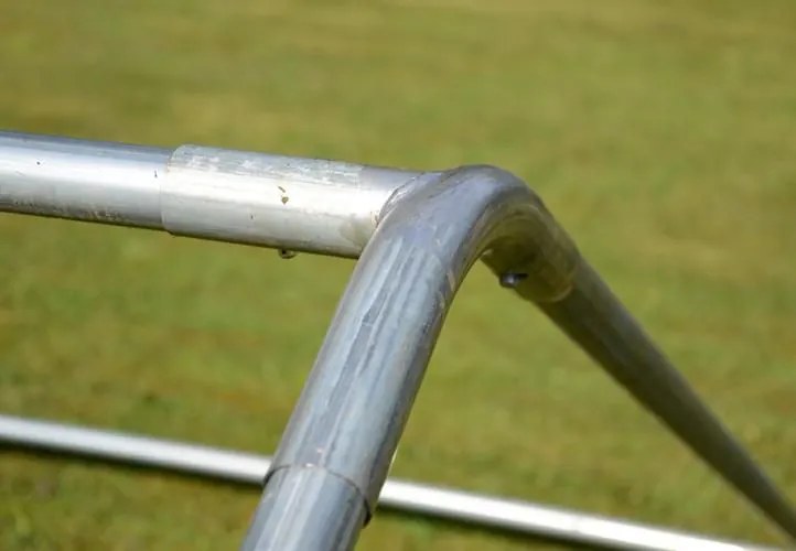 Zahradní párty stan 6×4 m, bílý a červený pruh, PVC 400 g/m²