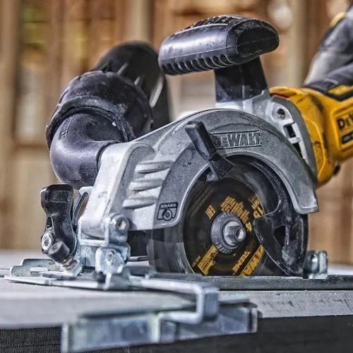 Aku kotoučová pila 18V bez aku DeWALT DCS571N