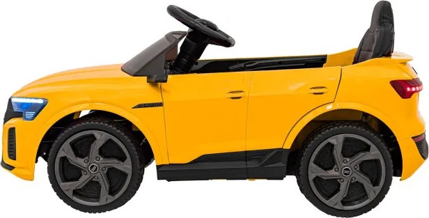 Elektrické autíčko Audi SQ8 žluté
