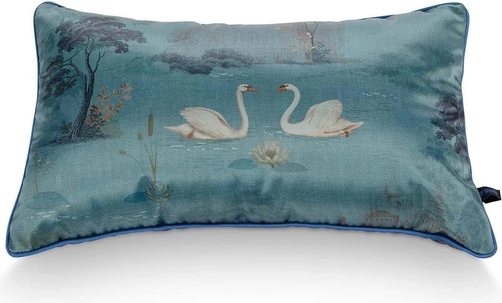 Pip Studio dekorační polštář Darjeeling Days 55 x 33 cm - modrý (Luxusní sametová polštář s motivem labutí)