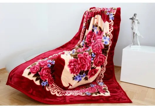 Teplá deka s květinami červené barvy