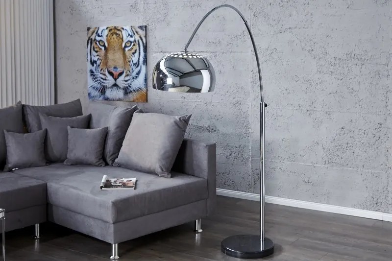 Stojací lampa Big Bow chrom 170 cm do 205 cm