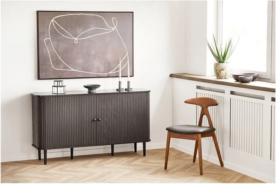 Černá komoda z borovicového dřeva 140x79x40 cm Nikko – House Nordic