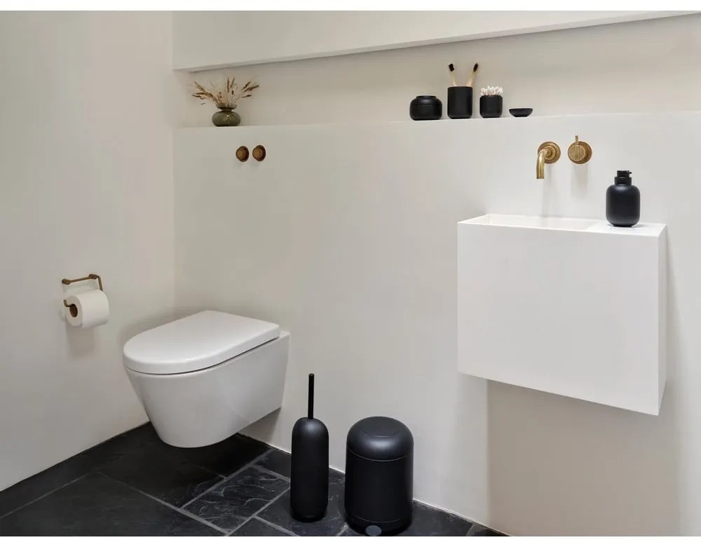 Černá betonová WC štětka Sensu – Zone