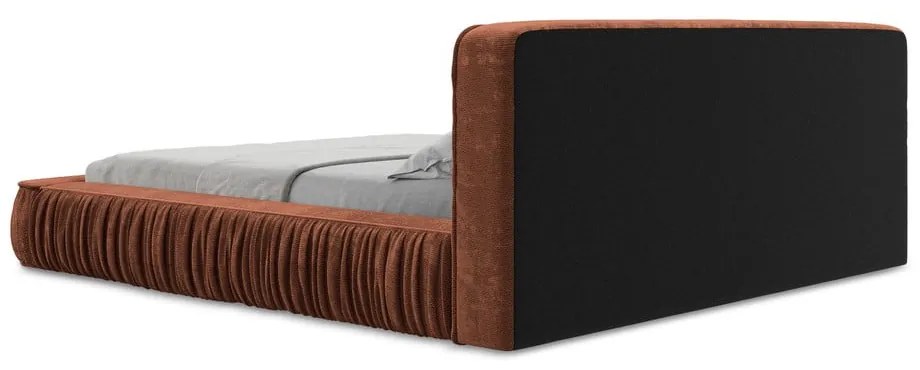 Čalouněná dvoulůžková postel v terakotové barvě s úložným prostorem s roštem 180x200 cm Keoni – Makamii
