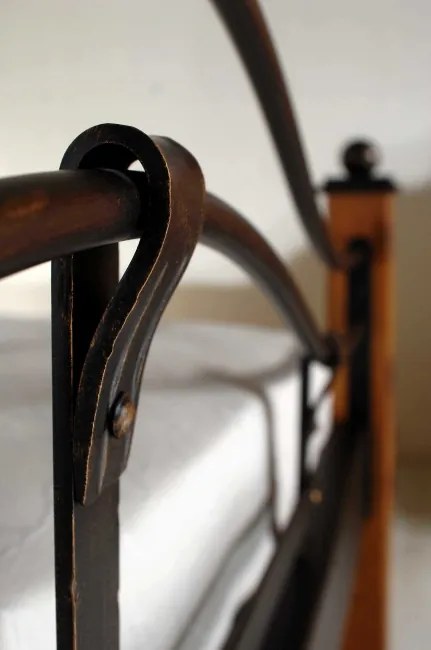 Iron Art ALCATRAZ kovaná postel pro rozměr matrace: 140 x 200 cm