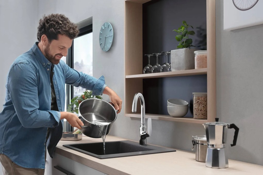 Hansgrohe Focus M42, dřezová baterie M421-H220, chromová, 71802000