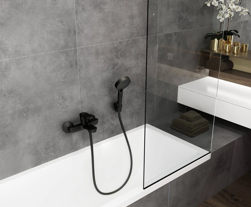 Hansgrohe Vernis Blend, nástěnná vanová baterie, černá matná, 71440670