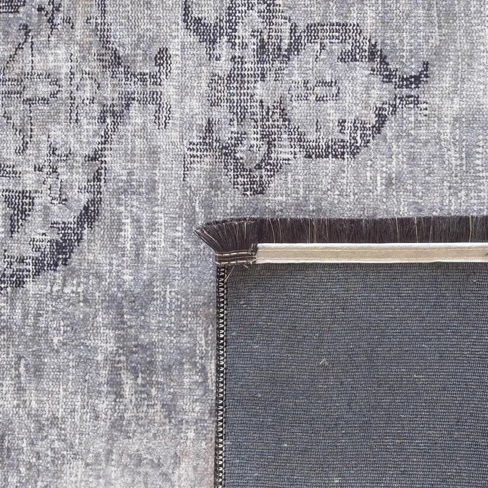 Koberec s orientálním vzorem v šedé barvě Šířka: 80 cm | Délka: 150 cm
