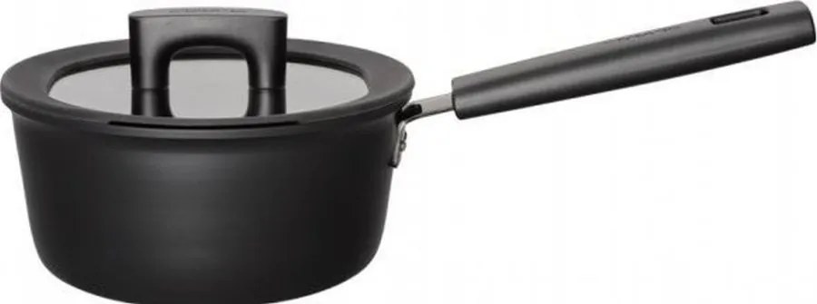 FISKARS Hard Face Rendlík s pokličkou 1,8 l 1052226