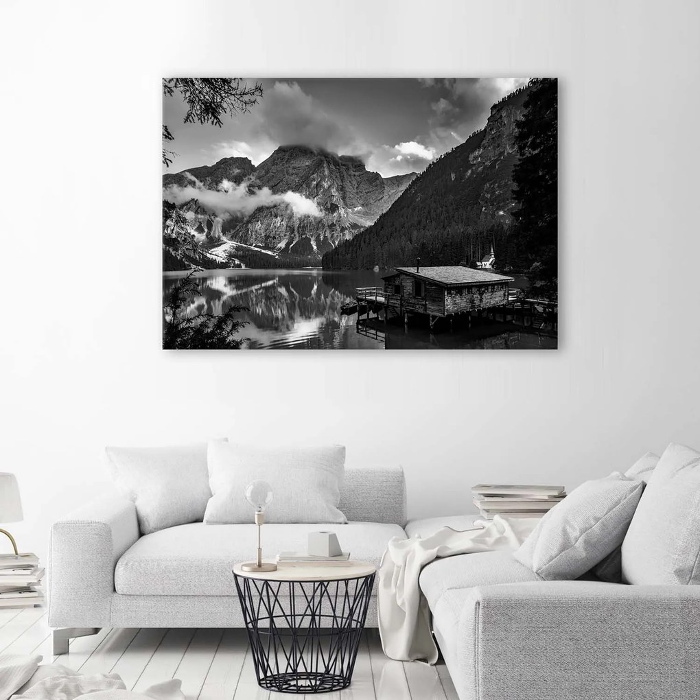 Gario Obraz na plátně Horská chata u jezera - černobílý Rozměry: 60 x 40 cm