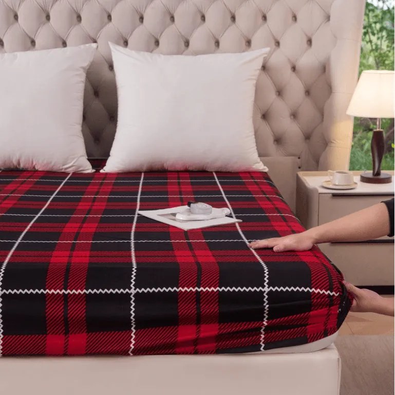 Prostěradlo z mikrovlákna ALBURY červené 180x200 cm