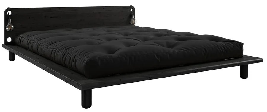 Černá dvoulůžková postel z masivního dřeva s čelem, lampičkami a černou matrací Comfort Karup Design Peek, 140 x 200 cm