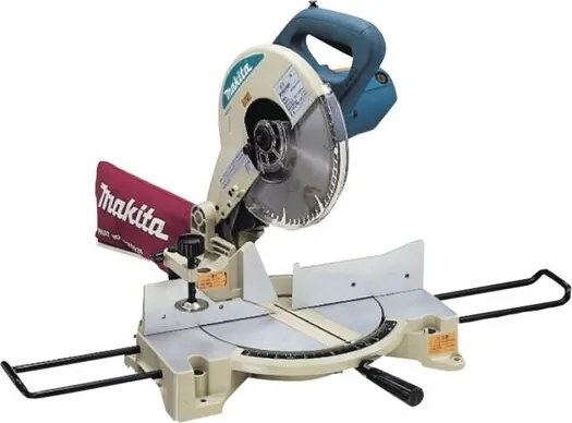Makita LS1040N pokosová pila 1650W bez potahu, prořez 69*135mm, kotouč 255m