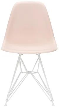 Eames Plastic Chair DSR bíle lakovaná světle růžová černé na koberec Vitra