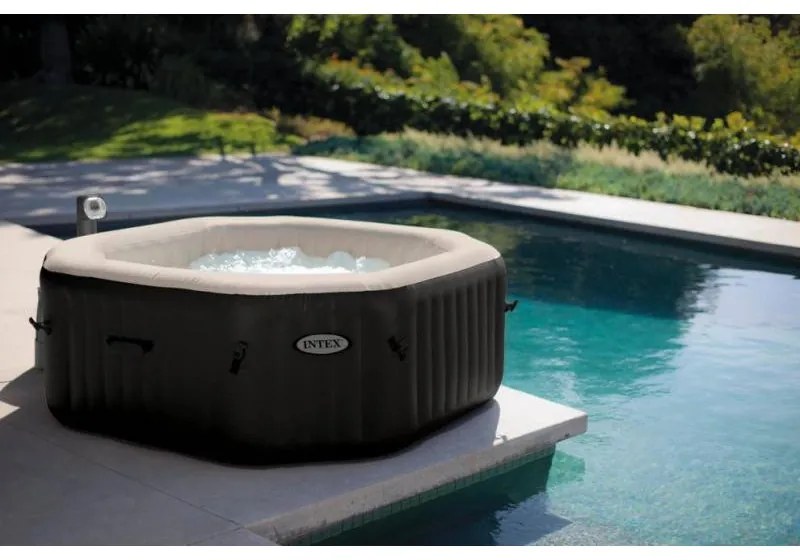 Marimex | Vířivý bazén Pure Spa - Jet & Bubble Deluxe HWS 4 + Solární sprcha UNO 35 l hliníková s LED světlem | 19900164