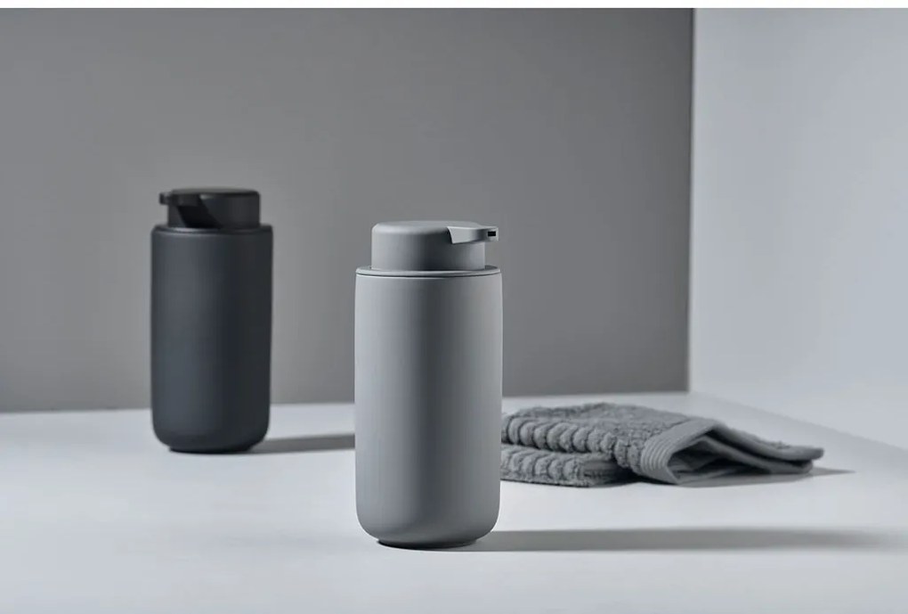 Zone Denmark Dávkovač mýdla do koupelny Ume Black (19cm)