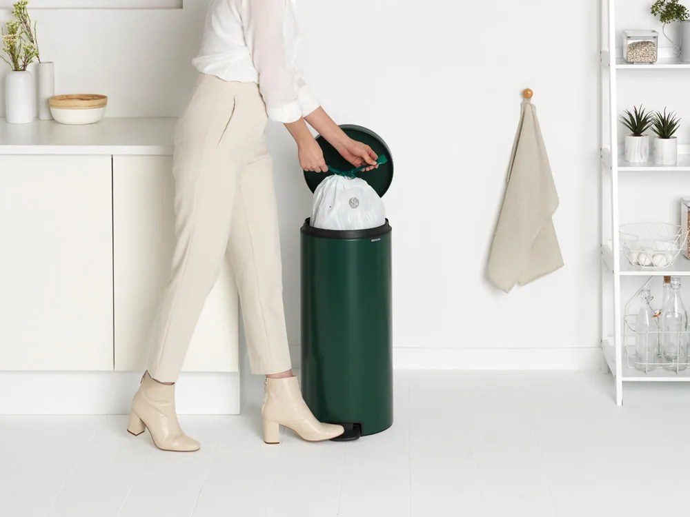 Brabantia Pedálový koš NewIcon 30L zelená