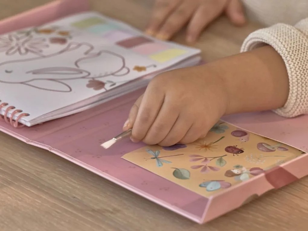 Little Dutch Omalovánky s vodovkami a samolepkami Rosa Fairy Garden
