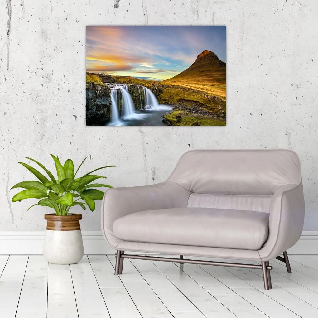 Skleněný obraz hory a vodopádů na Islandu (70x50 cm)