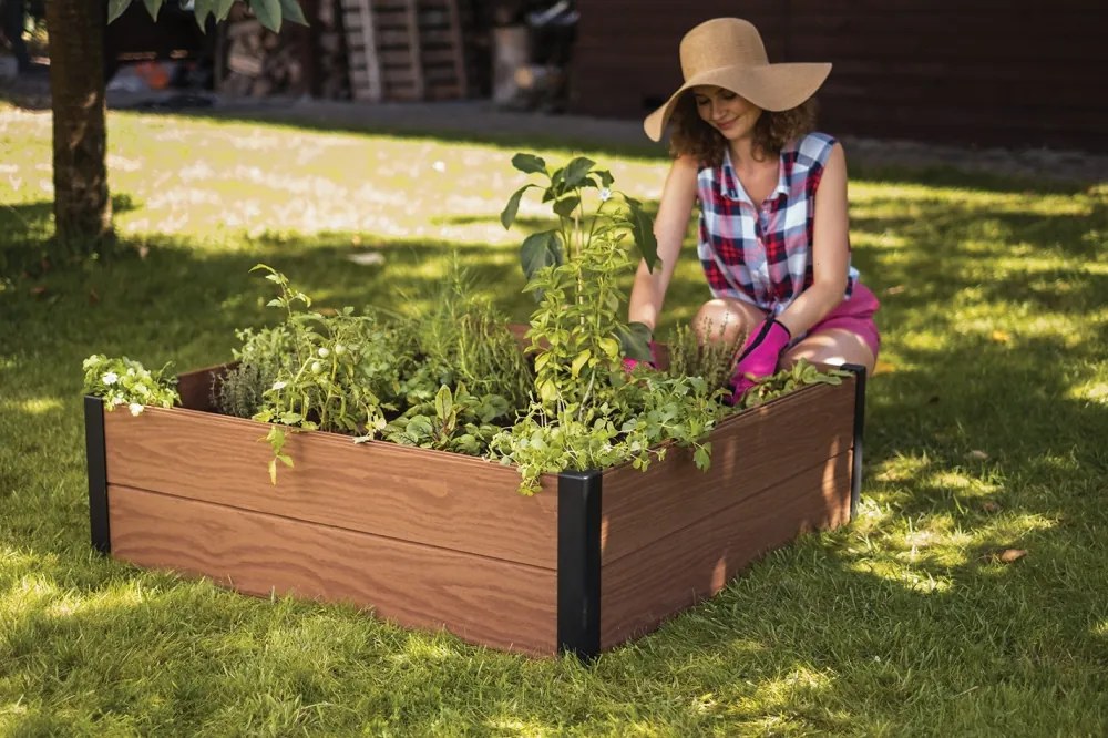 Vyvýšený záhon KETER Maple Square - hnědý