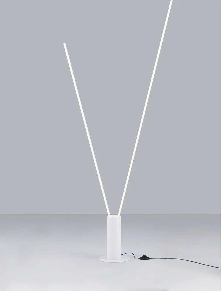 Matně bílá kovová LED stojací lampa s ohybatelnou konstrukcí (výška 181 cm) Kimolia – Nova Luce